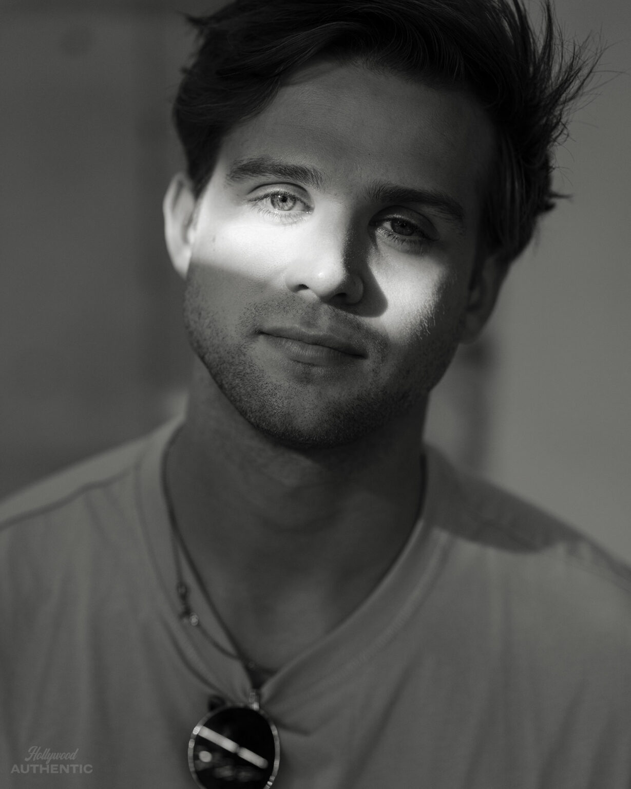 LEO WOODALL - Hollywood Authentic